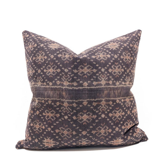 Pillows – Source by Studio Skara